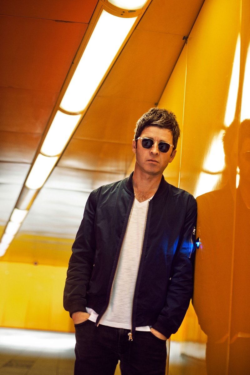 "Noel Gallagher’s High Flying Birds" kommen mit “Chasing Yesterday ...