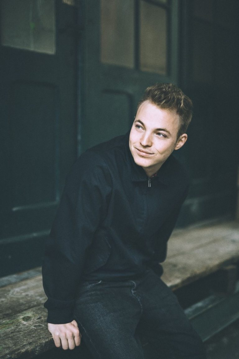 Julian Philipp David präsentiert "Déjà Vu" in der Rotunde Bochum ...