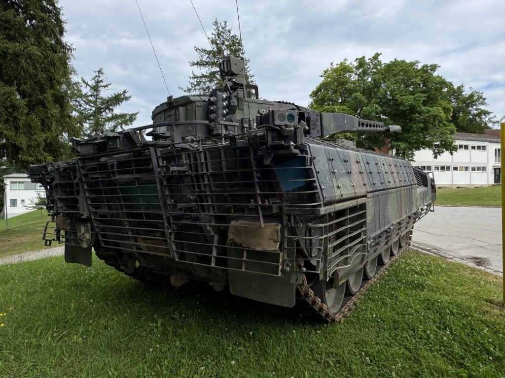 Das Panzergrenadierbataillon 112 in Regen: Tag der offenen Türe in der Bayerwaldkaserne - Ruhrbarone