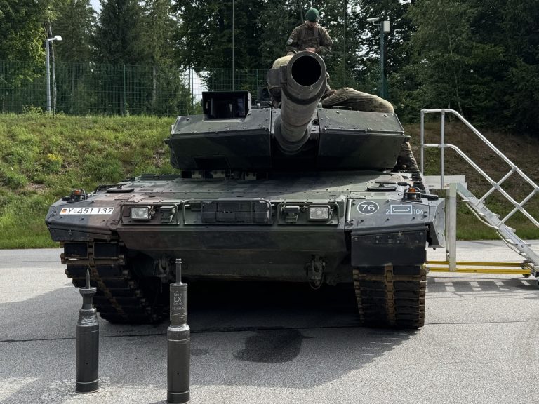 Das Panzergrenadierbataillon 112 in Regen: Tag der offenen Türe in der Bayerwaldkaserne - Ruhrbarone