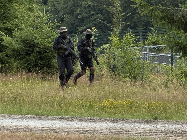 Das Panzergrenadierbataillon 112 in Regen: Tag der offenen Türe in der Bayerwaldkaserne - Ruhrbarone