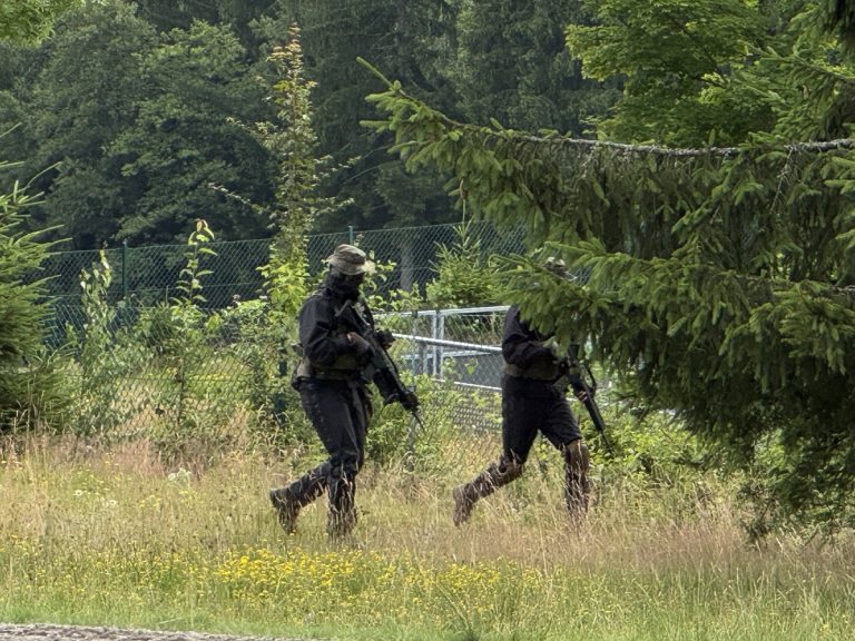 Das Panzergrenadierbataillon 112 in Regen: Tag der offenen Türe in der Bayerwaldkaserne - Ruhrbarone